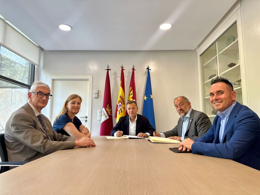 El Ayuntamiento de Albacete destina 50.000 euros para apoyar la Cátedra Ciudad de Albacete en la ...